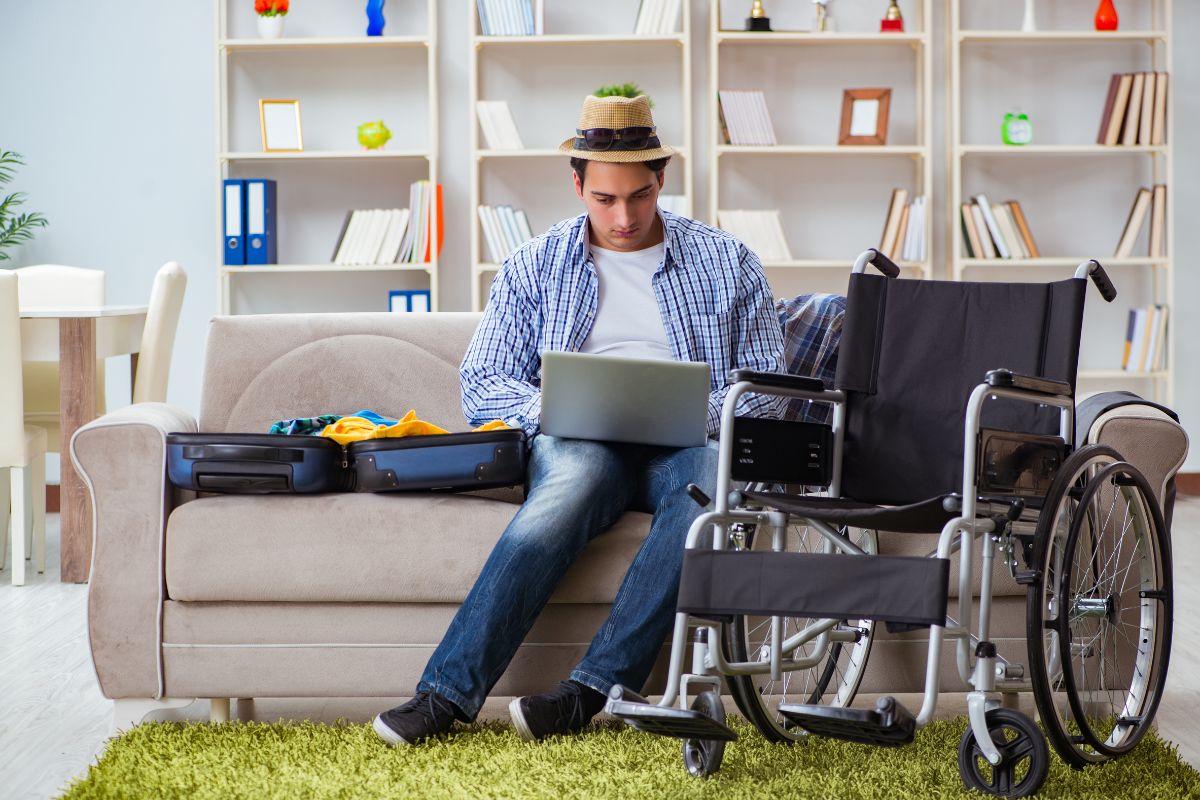 SSDI and SSI Travel Restrictions: Where Can You Go?